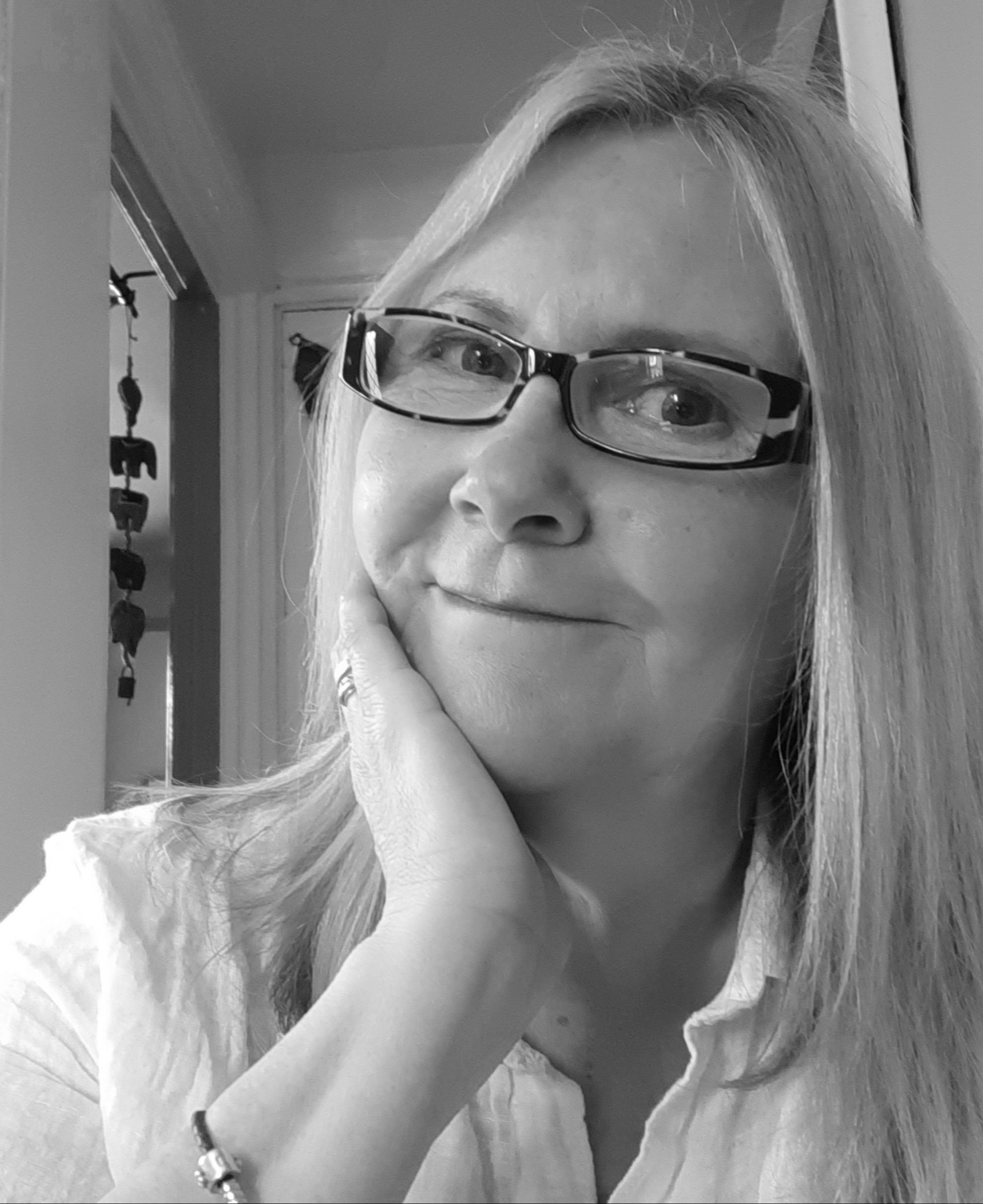 Guest Post: Amanda Huggins on Killer Short Stories – Cath Barton