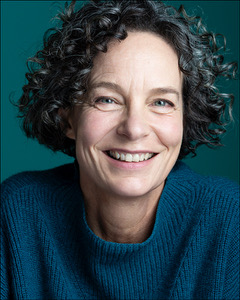 Guest Post: Emma Rea on The Trellis and the Rose – Cath Barton